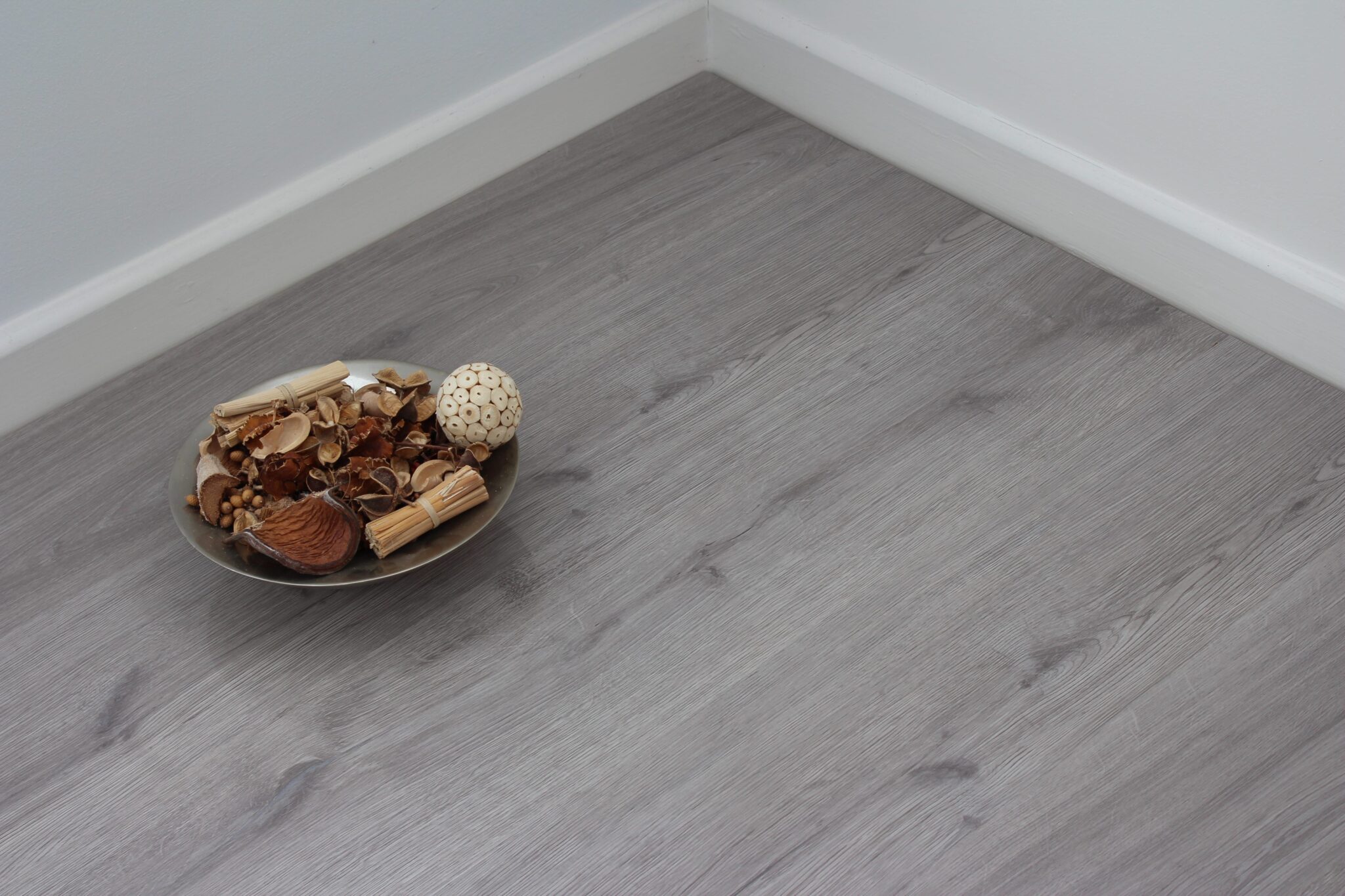 Shop High-Gloss Laminate Flooring — Floorless Floors